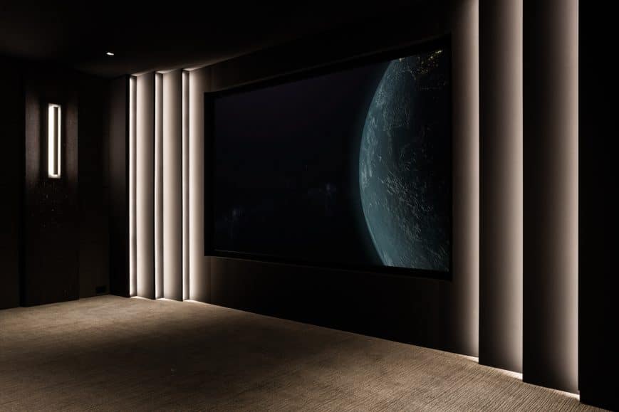 CONNECTED DESIGN: THIS FULLY AUTOMATED HOME REACHES NEW HEIGHTS ...